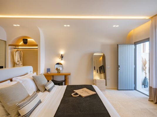 Image Gallery | Santo Collection